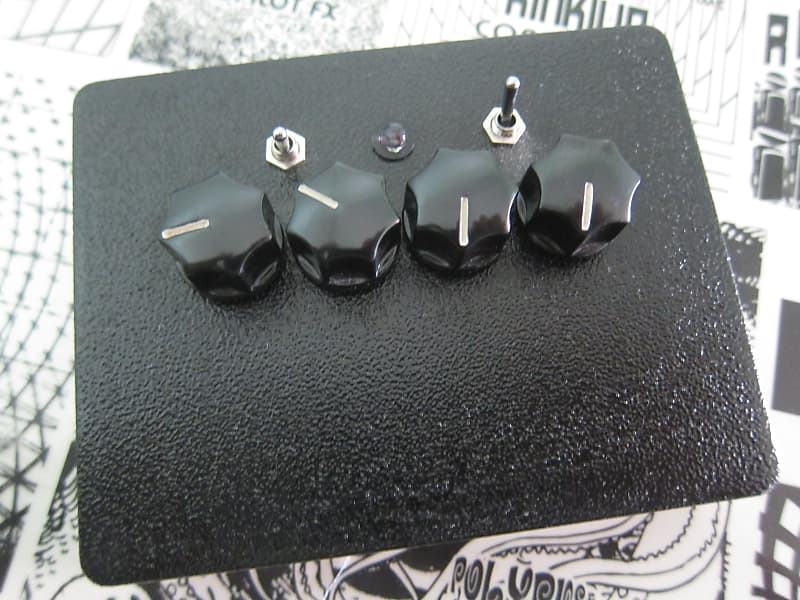 Noise synth / Drone synth dual oscillator noise generator | Reverb