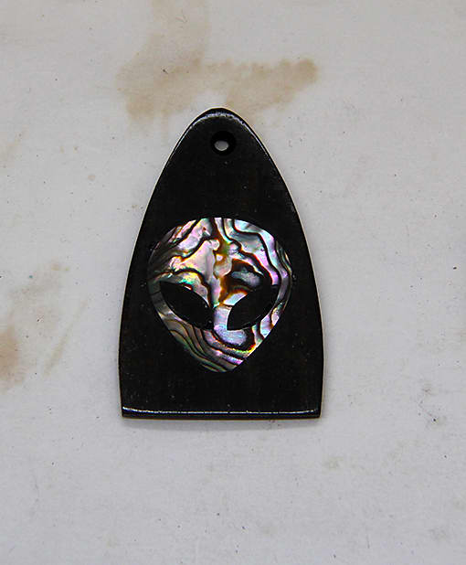Truss Rod Cover with Alien Head Inlay 01 will fit PRS | Reverb Canada