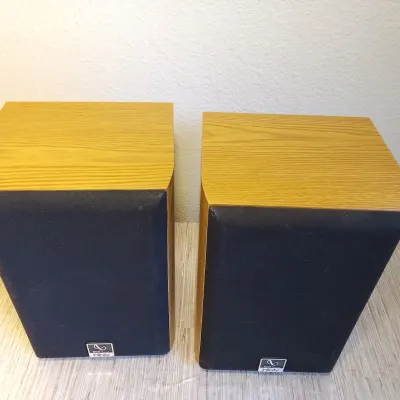 Infinity SL-10 Bookshelf Speakers USA 80s Vintage Refurbished | Reverb