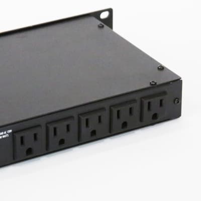 Furman M-8Lx Power Conditioner Rack Mount Voltage Regulator | Reverb