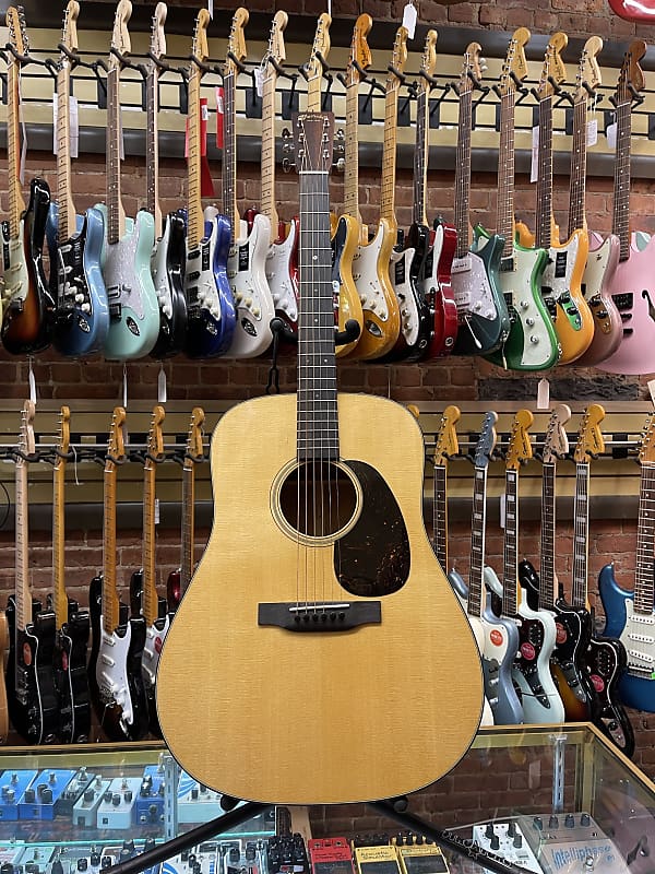 Martin D-18 Standard | Reverb UK
