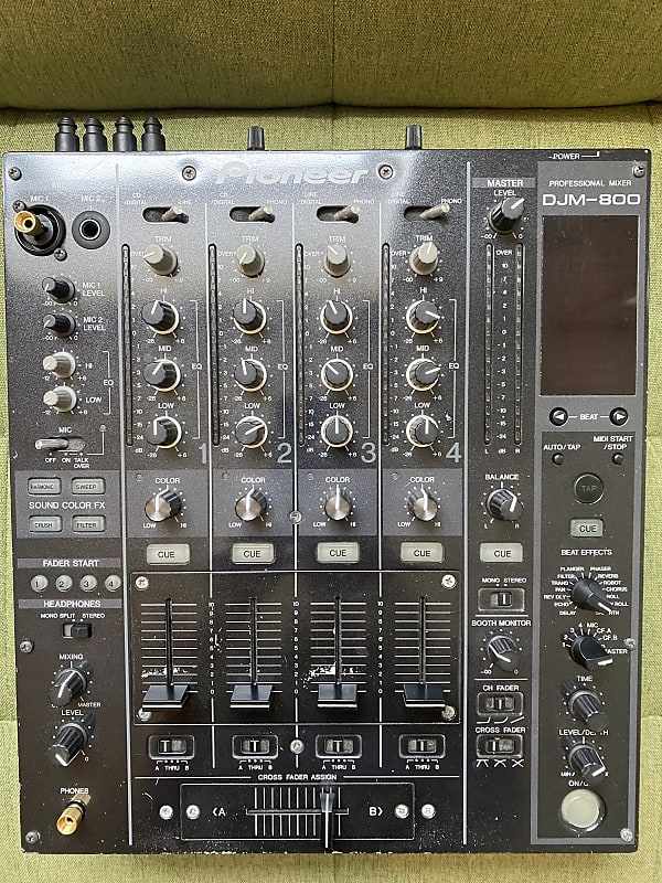 Pioneer DJM-800 | Reverb