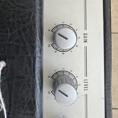 Crate V18 Series Tube Amp with new Groove Tubes | Reverb