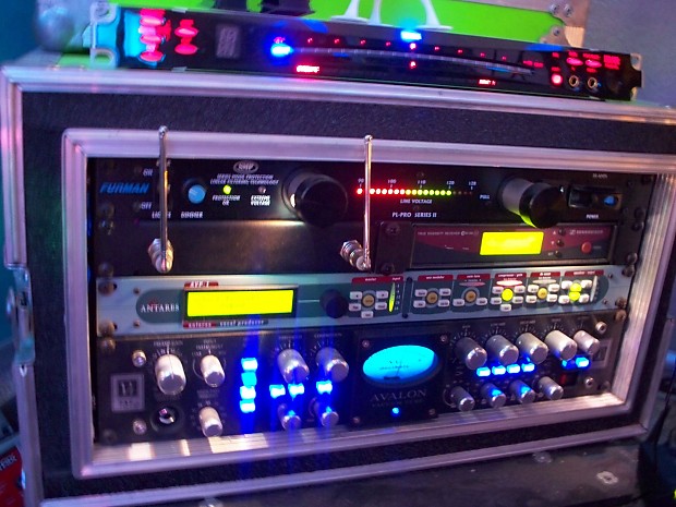 Avalon 737 VT-737sp Microphone Vocal Preamp Black Front 10th | Reverb