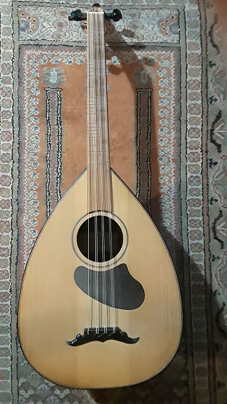 Turkish Lavta | Reverb