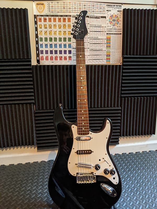 Cort Stratocaster 2005 MIK | Reverb