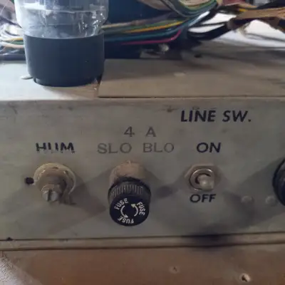 Wurlitzer TUBE Amp VOLUME/BASS/TREBLE CONTROLS 420a. | Reverb