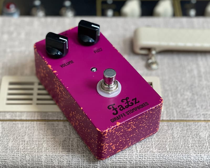 Giraffe Stompboxes FaZz - Germanium Facial Fuzz 😈 | Reverb