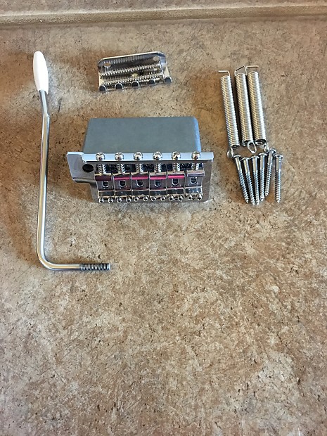 Fender 6 Saddle Vintage Style Synchronized Tremolo 2 1/16 | Reverb