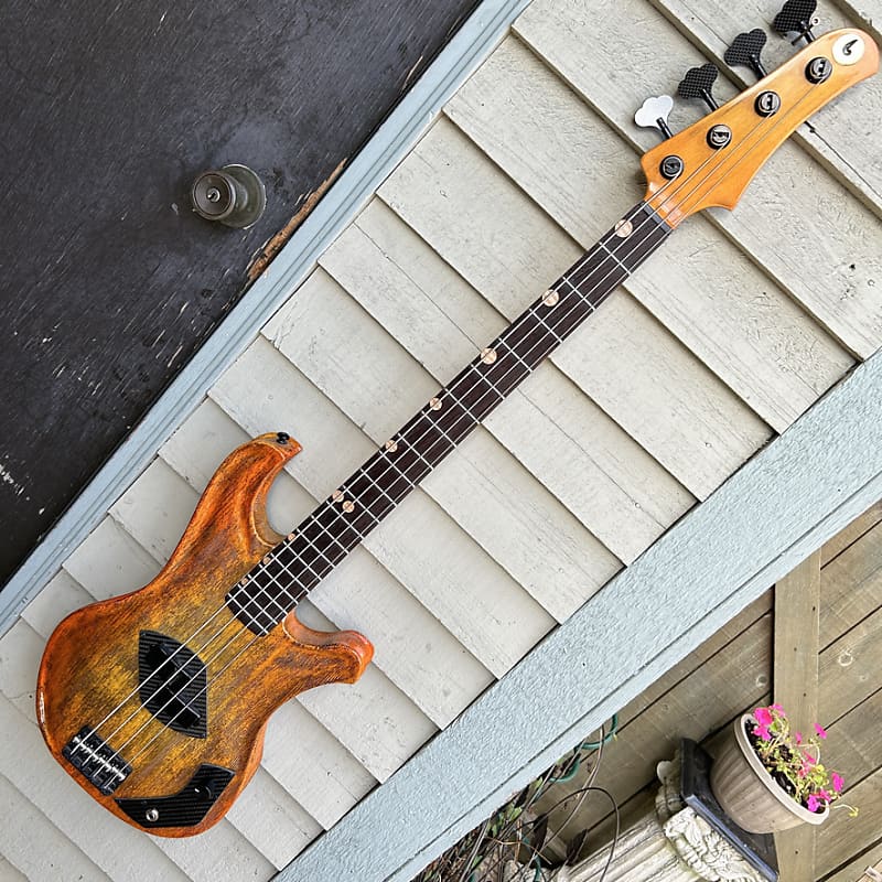 S.T. Mara Odyssey Tribute Handmade Bass Guitar OB600 | Reverb Canada