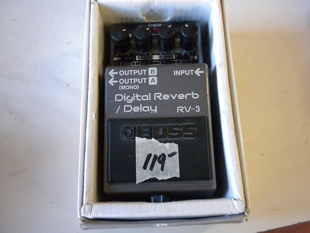 BOSS RV-3 Digital Reverb/Delay EFFECTS PEDAL | Reverb