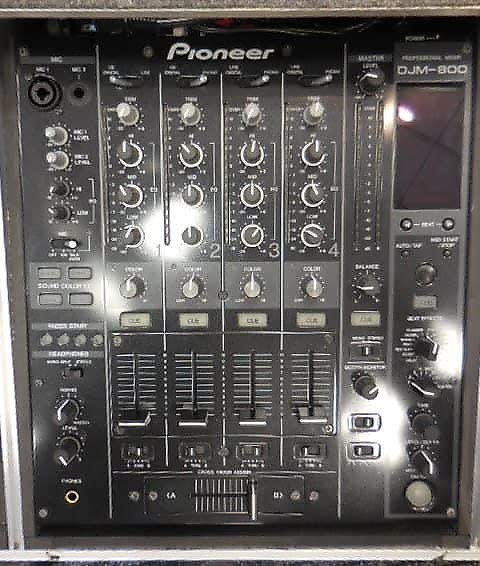Pioneer DJM800 | Reverb