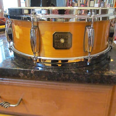Gretsch 5" x 14" USA Custom Snare Drum | Reverb