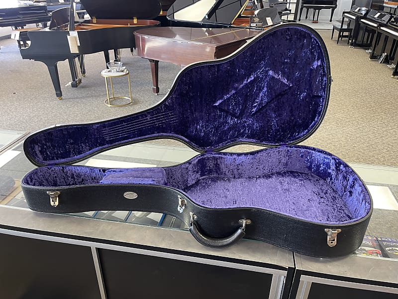 Collings Dreadnaught Traditional Case | Reverb