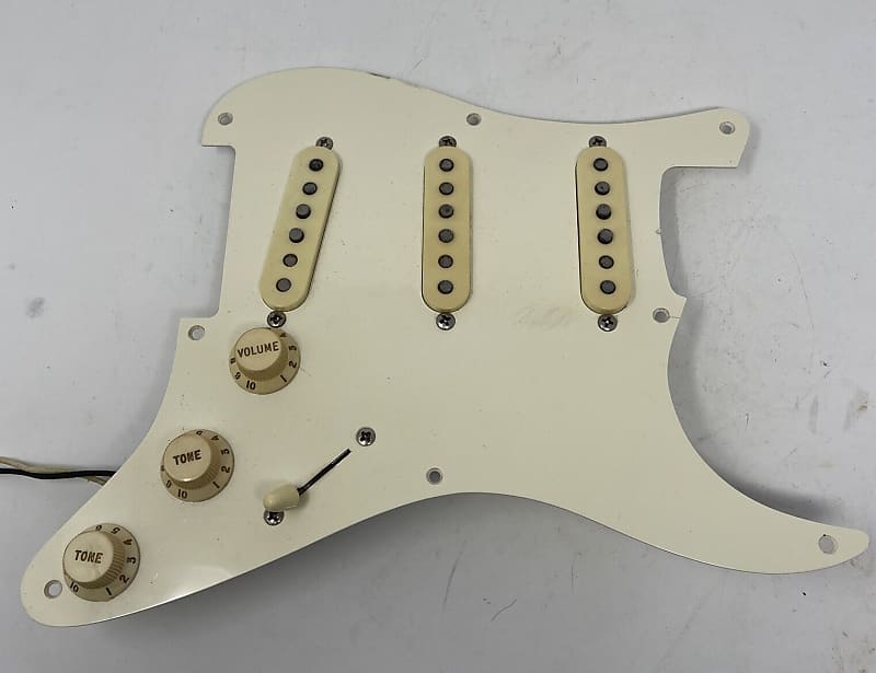 1982 Fender Fullerton Vintage Series '57 Stratocaster | Reverb UK