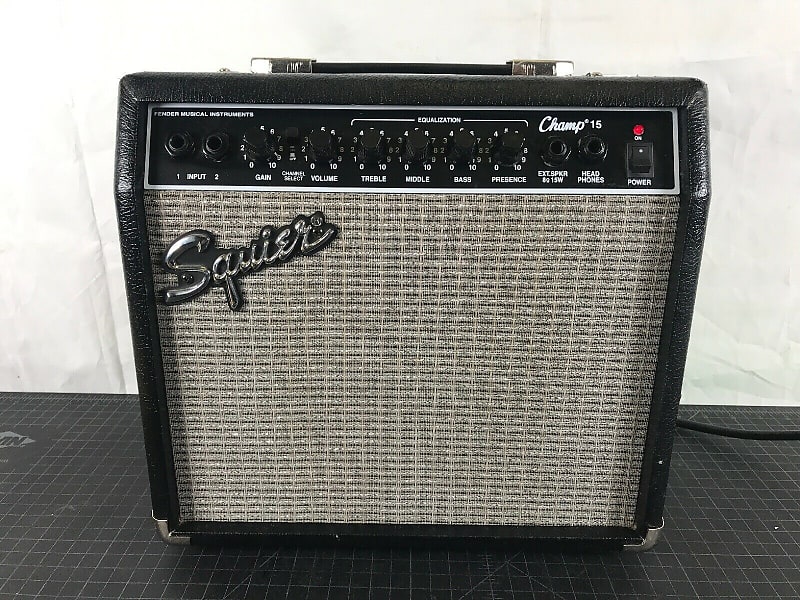 Fender Squier Champ 15 Guitar Amplifier PR-408 2 Input 15W | Reverb