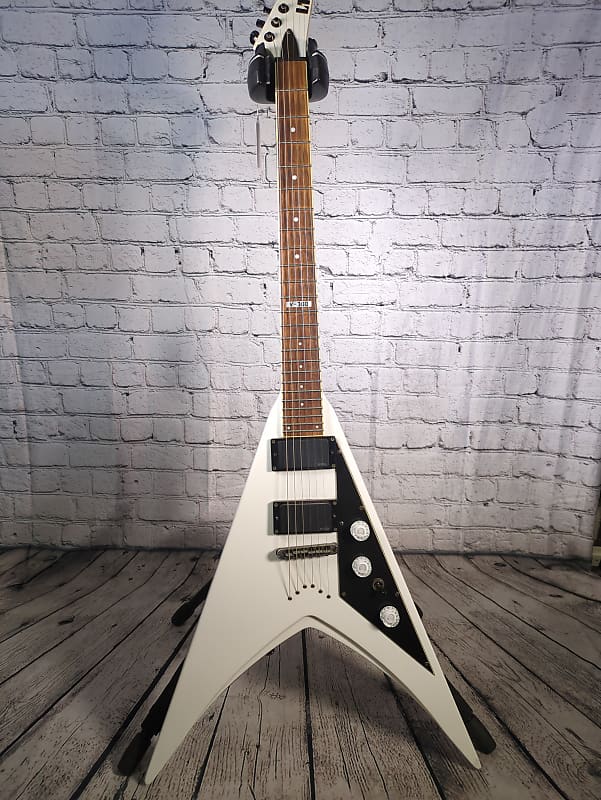 ESP LTD V-300 - White | Reverb