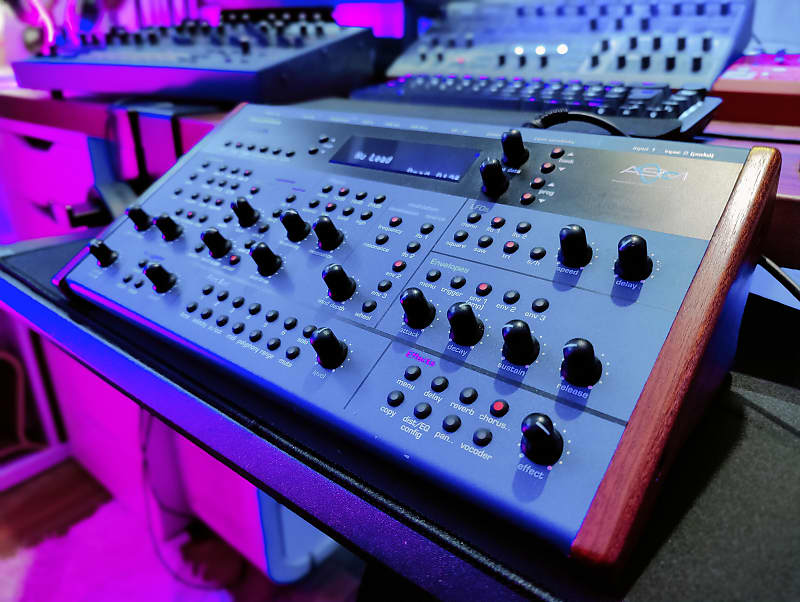 Novation Nova Desktop with Wooden End Panels & Rack Kit | Reverb