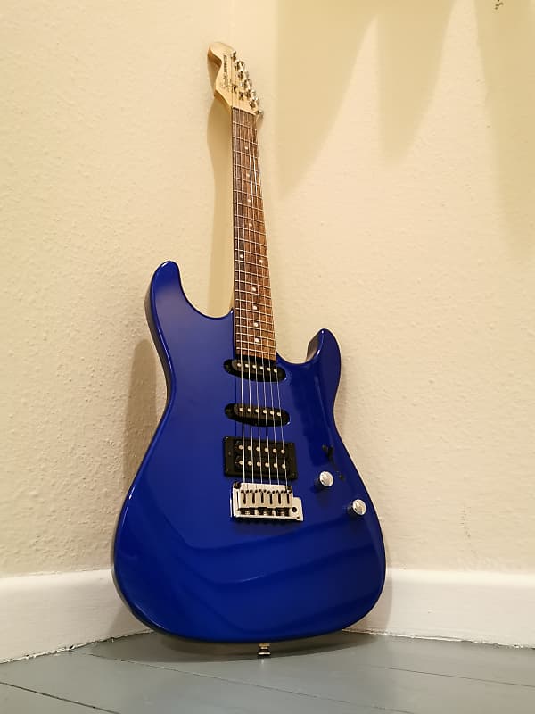 Squier by Fender Showmaster 2005 Metallic Blue Superstrat | Reverb UK