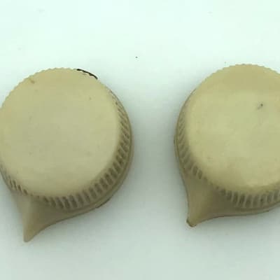 2 Vintage Daka-Ware Small Cupcake Pointer Knobs 19?? Ivory | Reverb