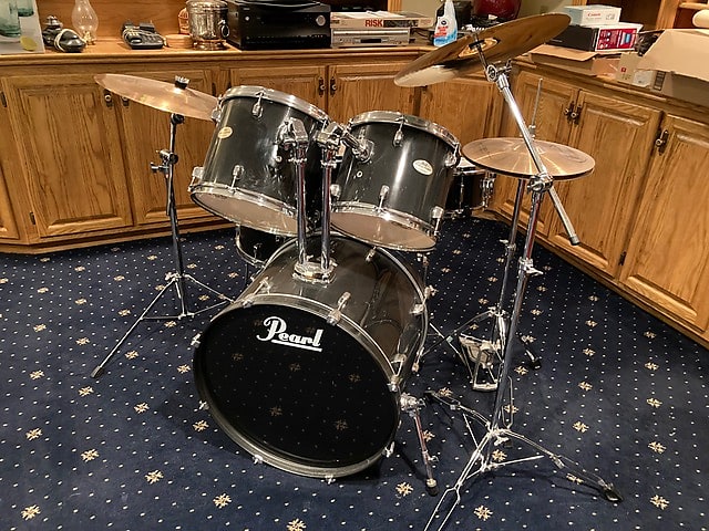 Pearl Forum Series Drum Kit with Cymbals and Hardware - Black | Reverb