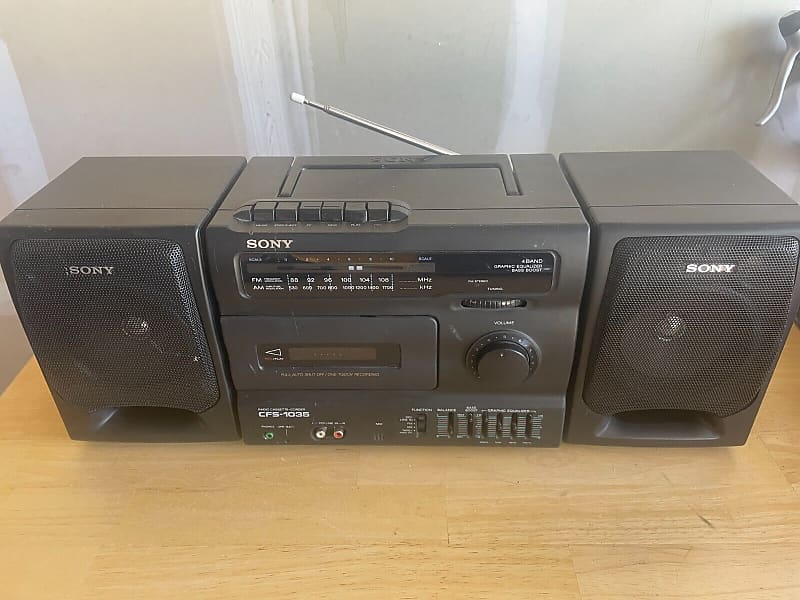 Sony CFS-1035 Portable Boombox FM/AM Cassette EQ Bass Boost | Reverb