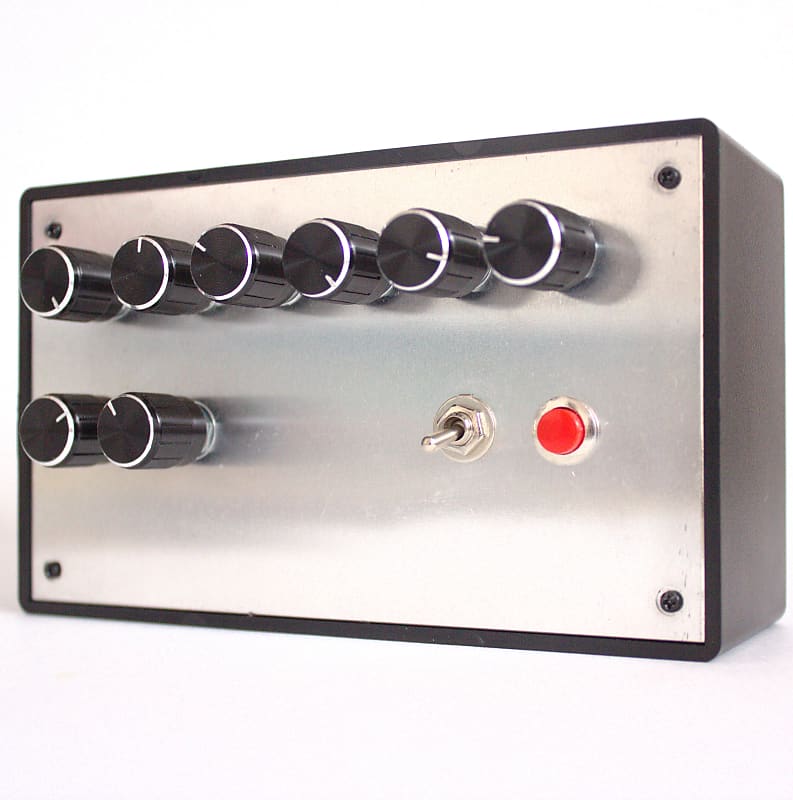 Dub Siren with built-in Delay FX by Lefty's Sound Lab | Reverb