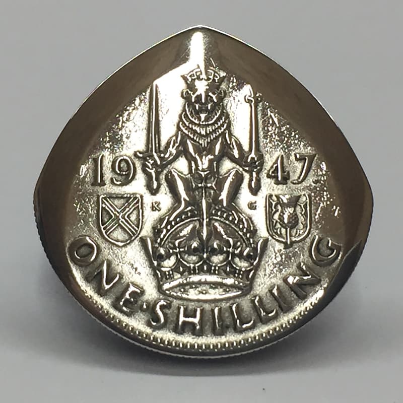 The Highland Plectrum Co. One Scottish 1947 King | Reverb Canada