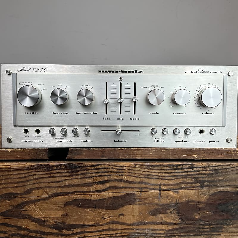 Marantz 3250 1970’s Preamplifier | Reverb
