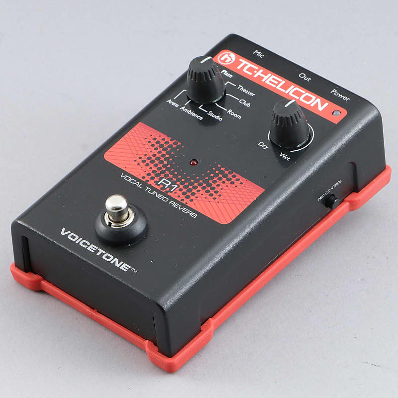 TC Helicon Voicetone R1 Vocal Tuned Reverb Vocal Effects | Reverb