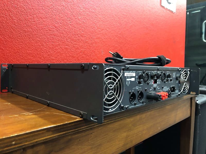 American Audio v3000 Power Amp | Reverb American Audio v3000 Power Amp | Reverb