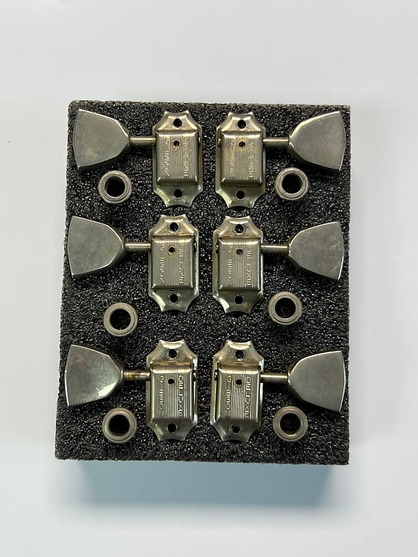 ‘70s Gibson Metal Tulip Button Tuners - nickel | Reverb