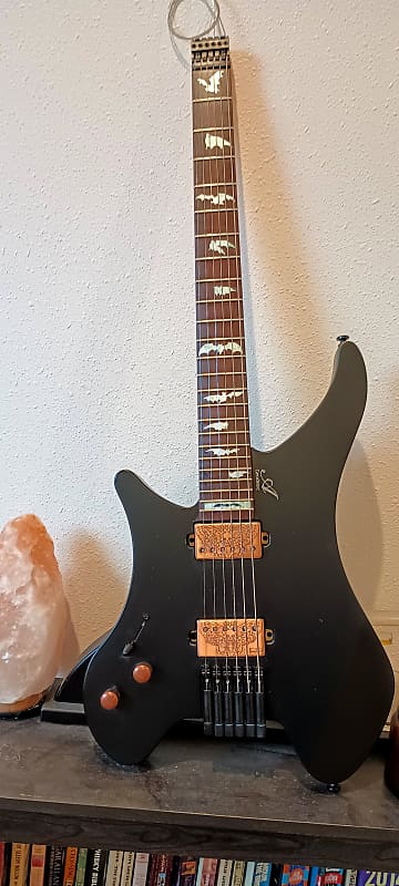 Left Handed Agile Geodesic 625 Custom | Reverb