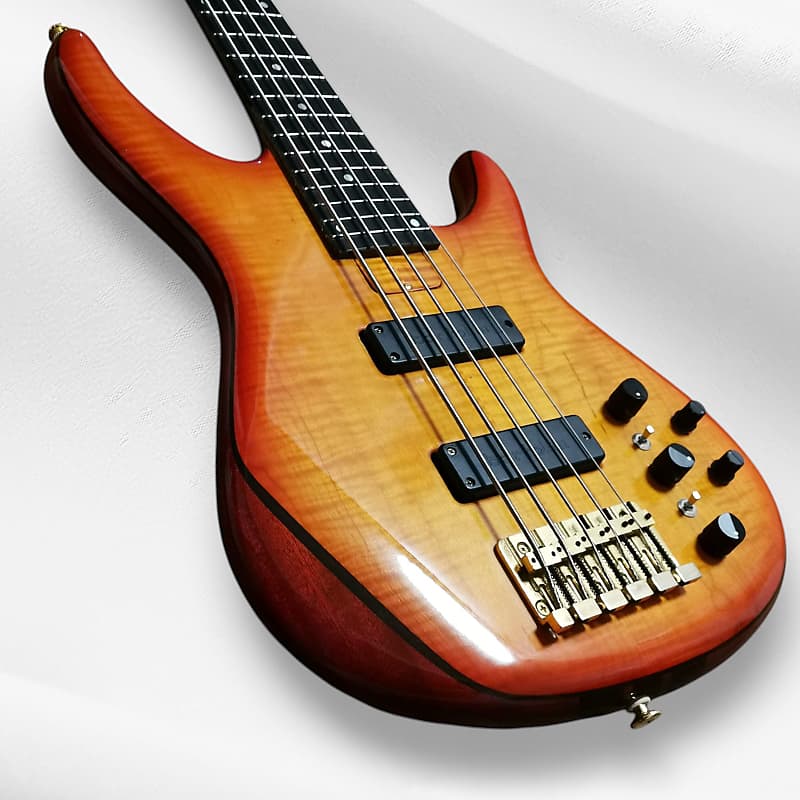 Moon MBC5 Circa 1994 - Cherry burst | Reverb