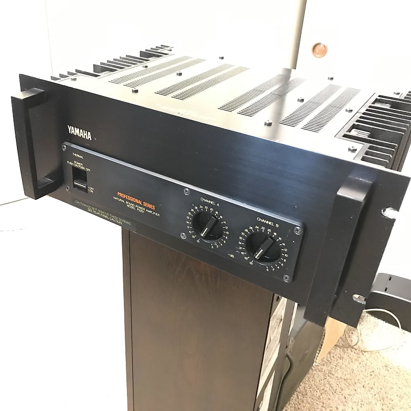 Yamaha P2201 Natural Sound Power Amplifier Mid 1980's Black | Reverb