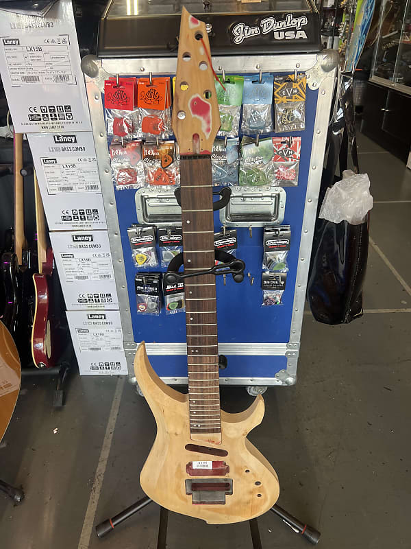 Guitar wars Guitar | Reverb