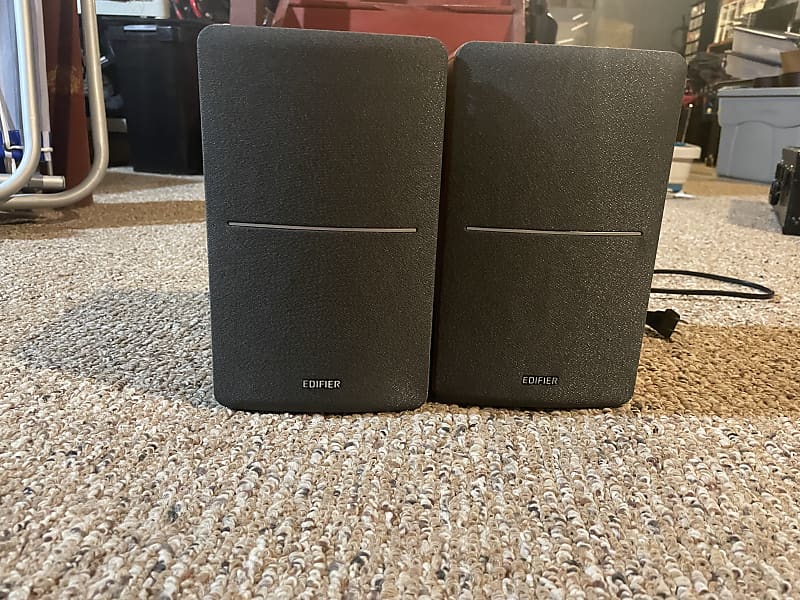 Edifier R1280Ts Powered Bookshelf Speakers 2020 - Wood Grain | Reverb