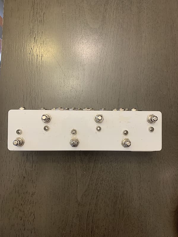 American Loopers 6 loop true bypass switcher | Reverb