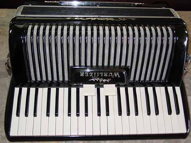 Wurlitzer 17 1/2 inch keyboard 3/5 reed 50's | Reverb