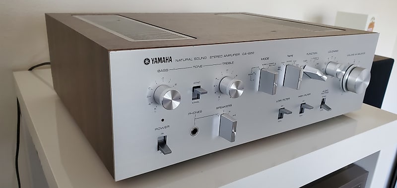 Vintage stereo integrated amplifier YAMAHA CA-600 | Reverb