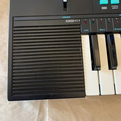 Casio Pt-180 32 key mini keyboard synth 80s - Black VGC | Reverb