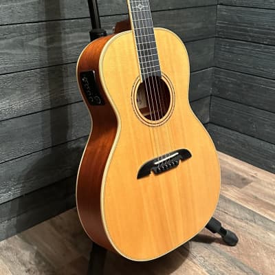 Alvarez AMPH600E Artist Modern Parlor Acoustic-Electric | Reverb