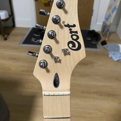 Cort Super strat 2021 Burst orange | Reverb