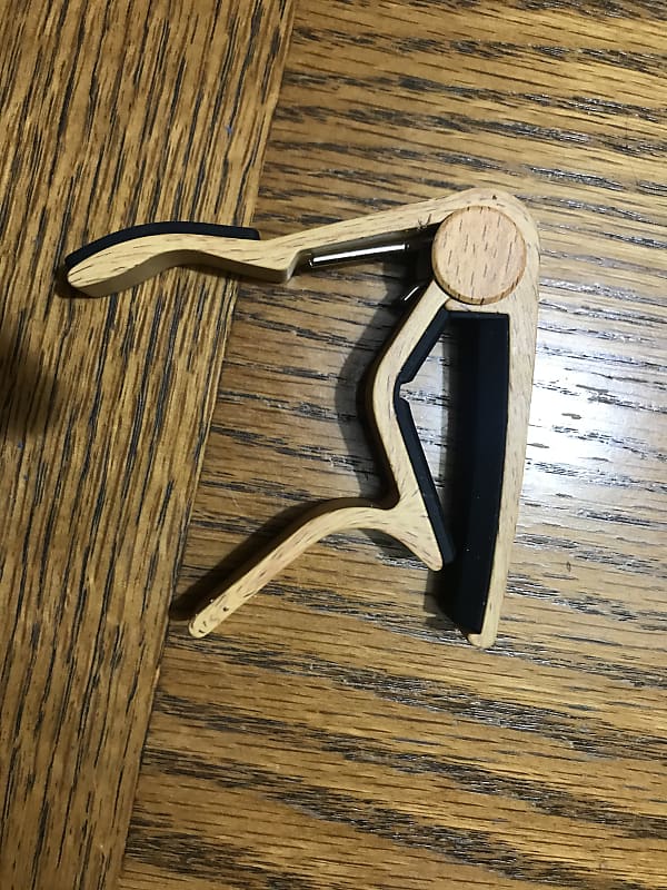 Wooden 6 string capo | Reverb
