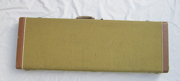 Fender Vintage Stratocaster Tweed Case with Cheney Latches | Reverb