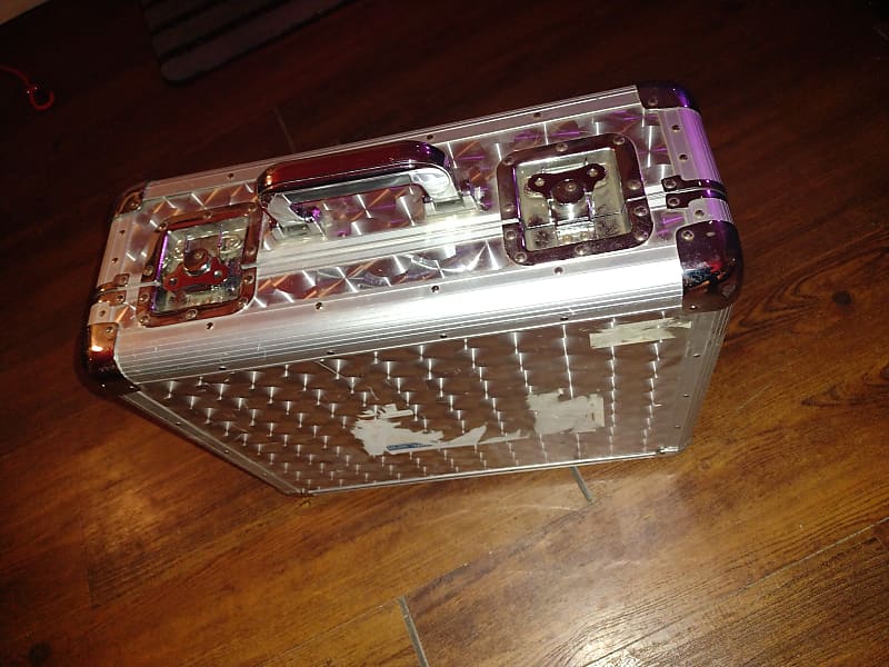 20x17 Flight Case - Brushed aluminum | Reverb