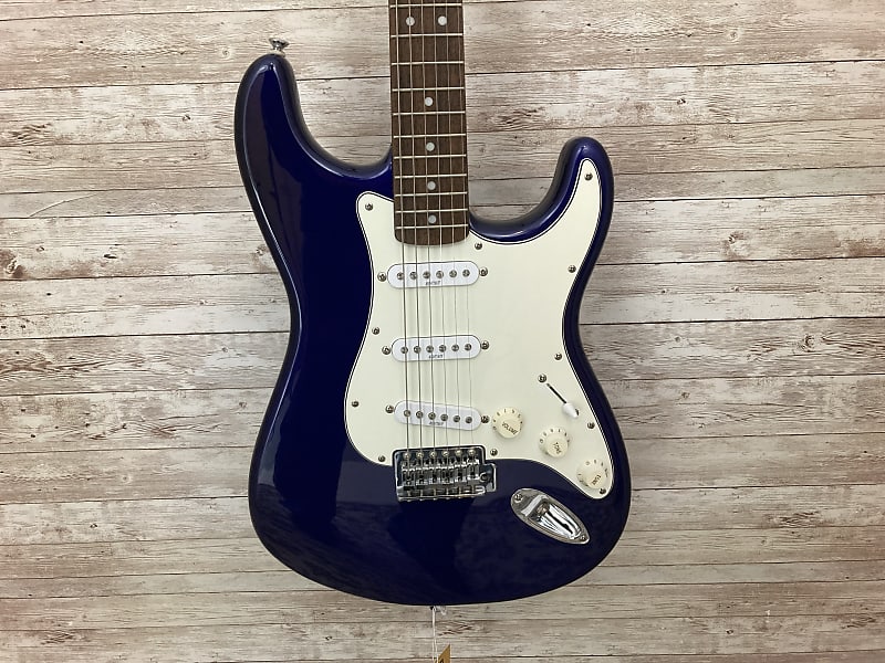 Used Squier AFFINITY STRAT Electric Guitar | Reverb