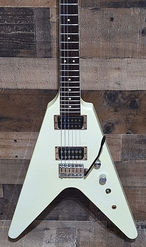 Fernandes "The Function" Flying V MIJ 2000 - Alpine White - | Reverb