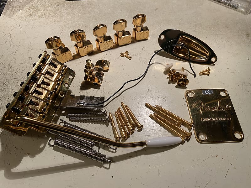 Fender Strat Stratocaster Gold Hardware Modern Tuners Bridge | Reverb
