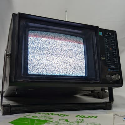 Panasonic KTV KCT-5003A Miniature Portable 5" Color TV | Reverb France